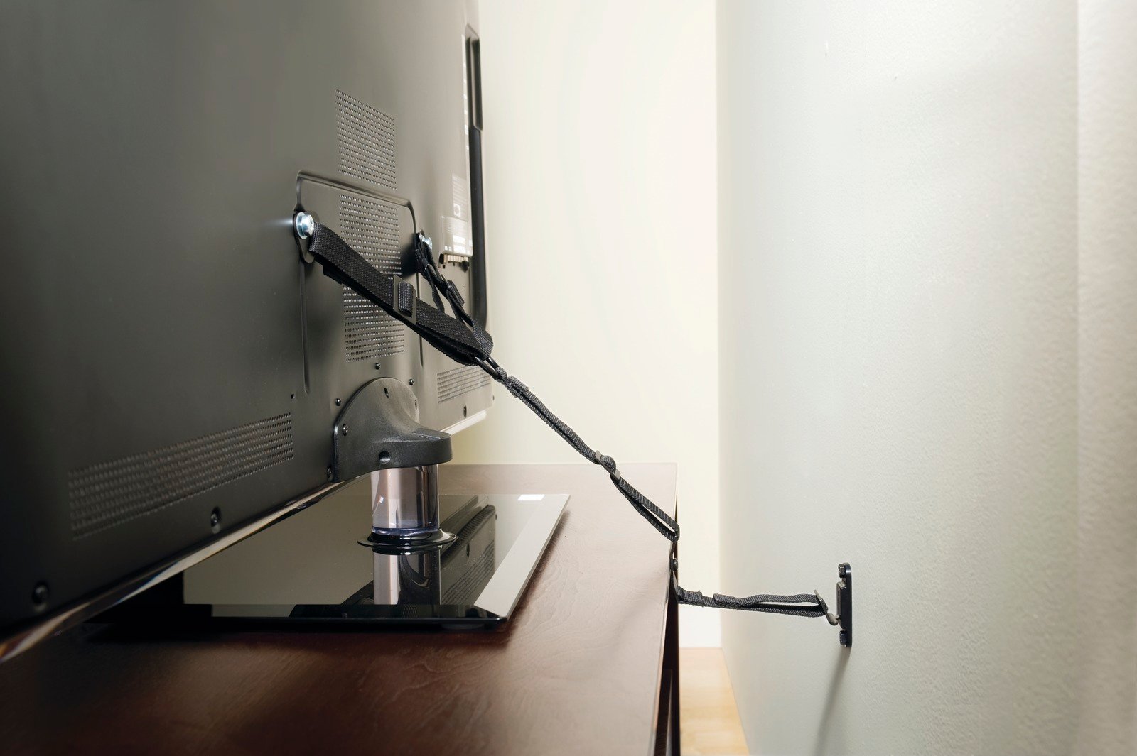 How to Secure Your TV and Furniture with a TV Safety Strap [VIDEO]